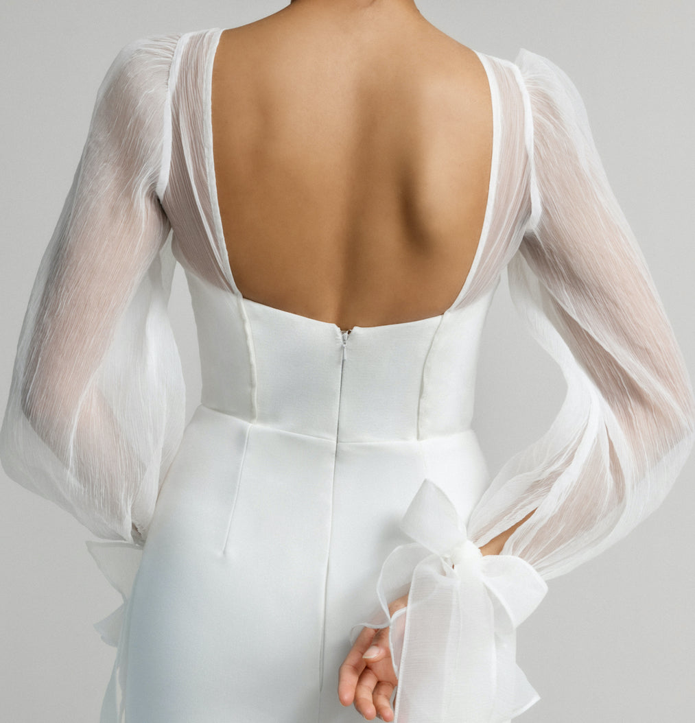 Sistine Version 2: : (adj.) The Sixtus papal line; of earthly divinity ...